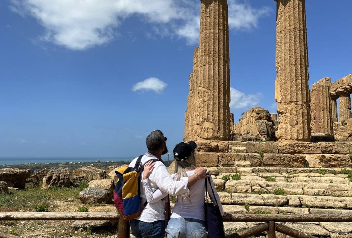 Tour of Agrigento Valle dei Templi at sunset | Florencetown